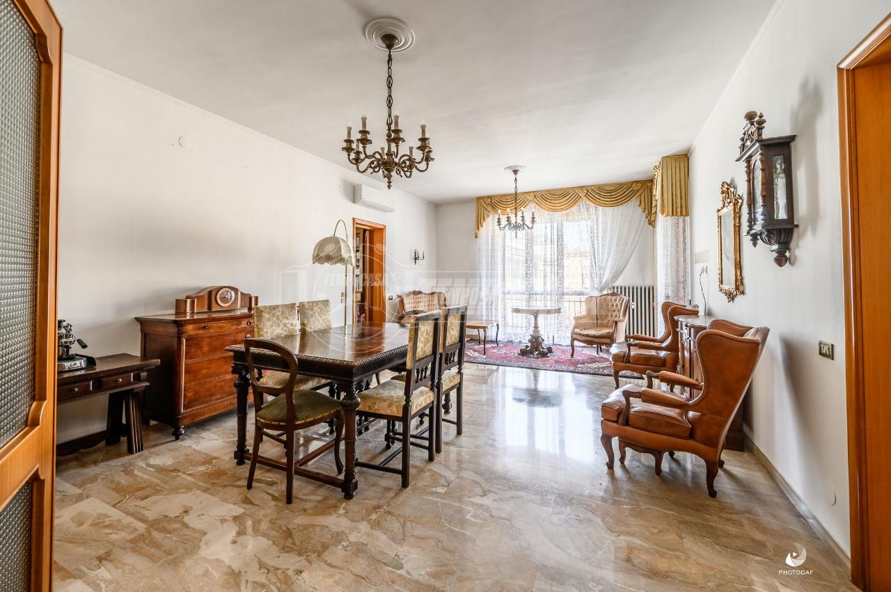 Appartamento in vendita a Modena