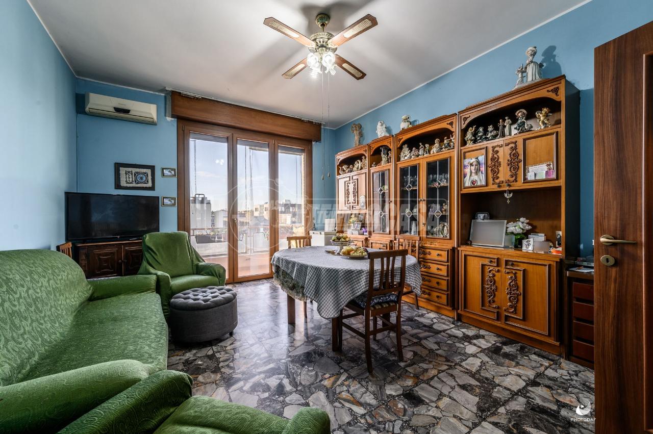 Appartamento in vendita a Modena