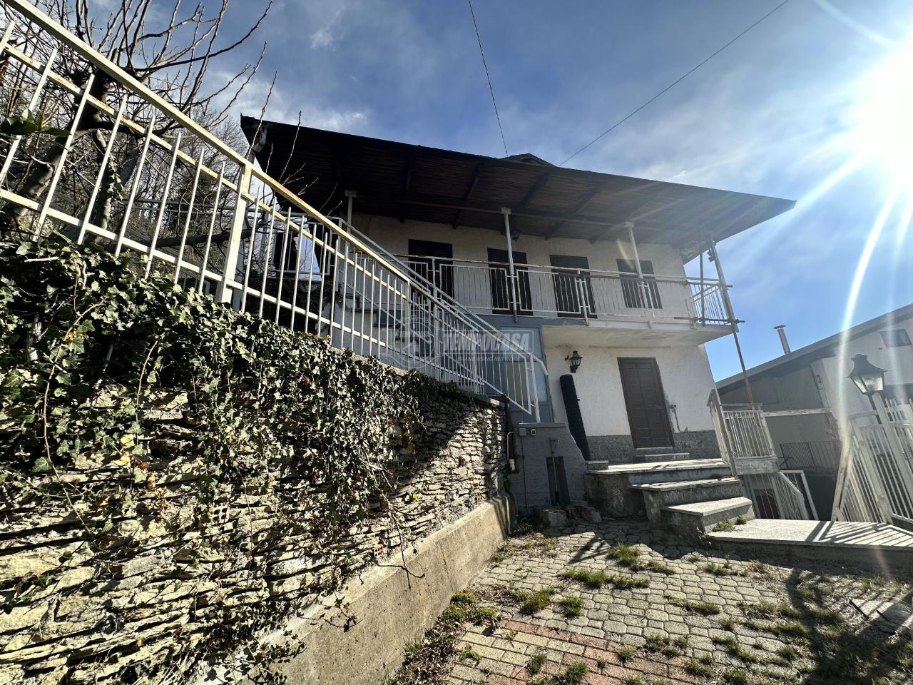 Casa indipendente in vendita a Cuorgne'