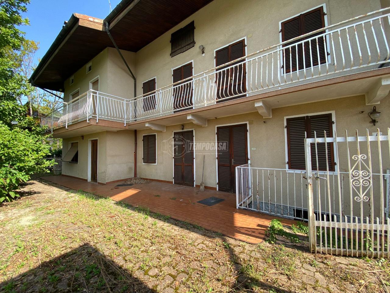 Appartamento in vendita a Pratiglione