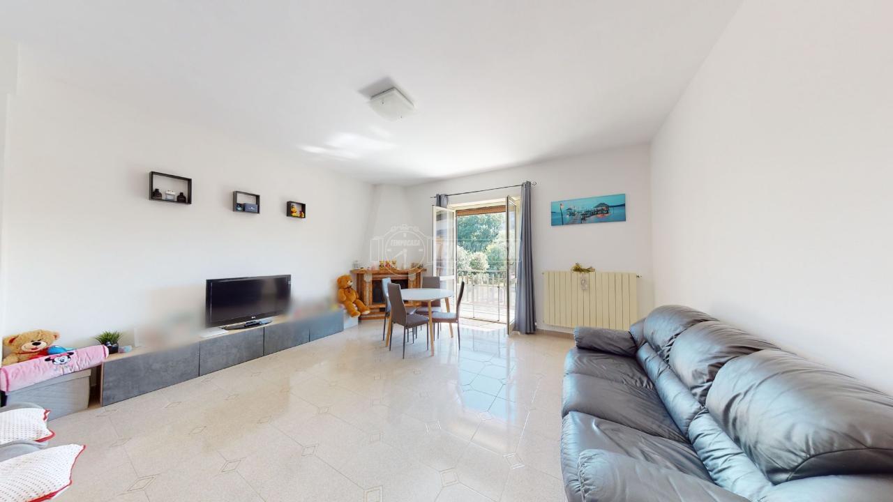 Quadrilocale in Via Verginia Tonelli, Roma