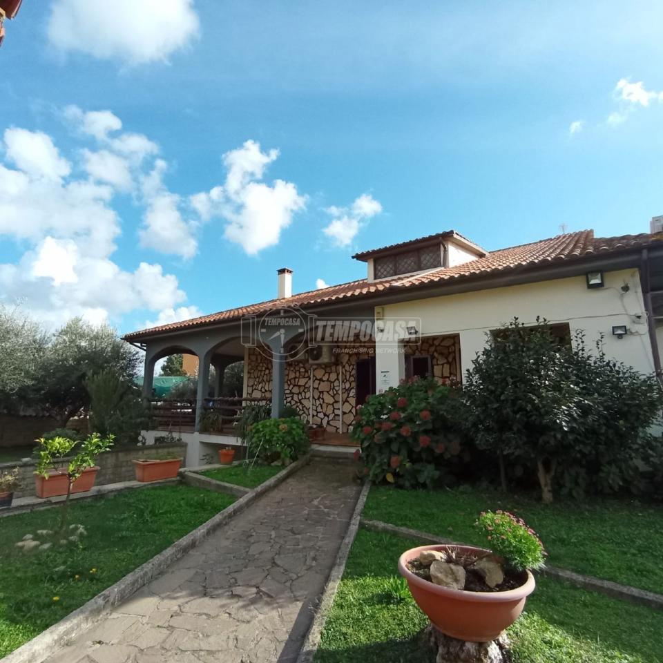 Villa a schiera in vendita a Roma