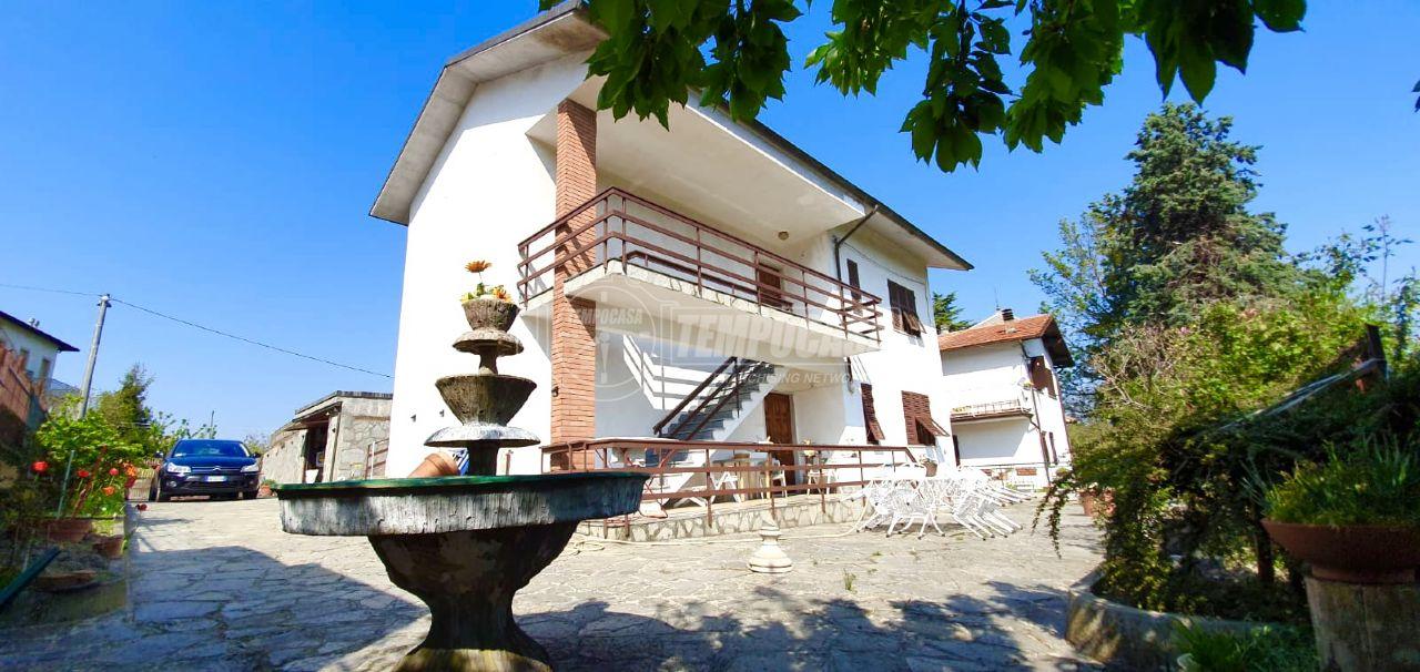 Casa indipendente in vendita a Mornese