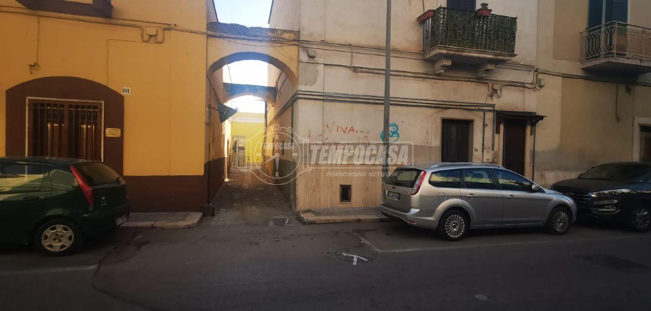 Casa indipendente in vendita a Bari