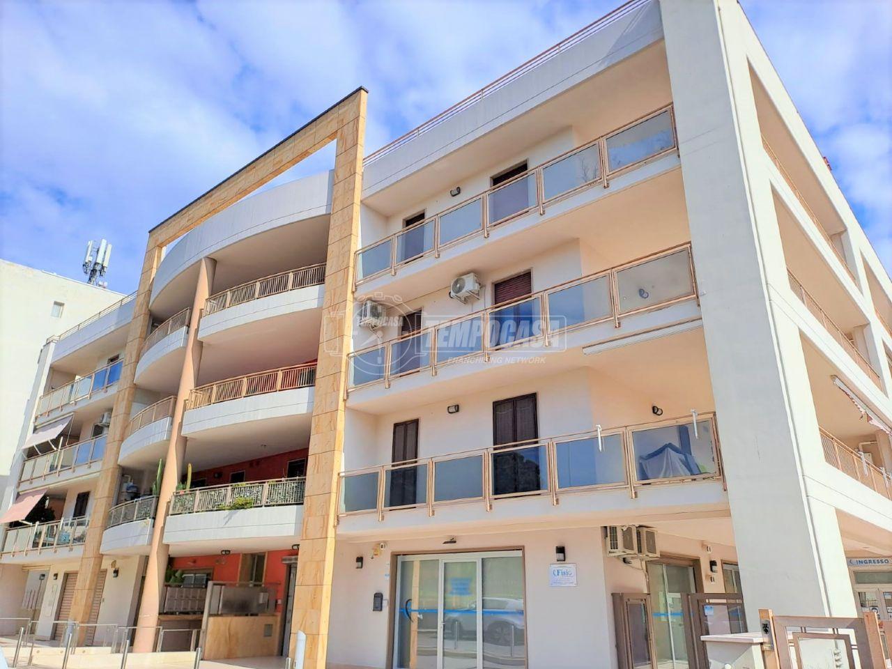 Appartamento in vendita a Adelfia