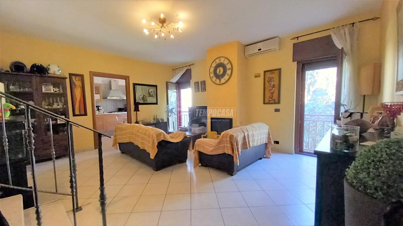 Appartamento in vendita a Adelfia