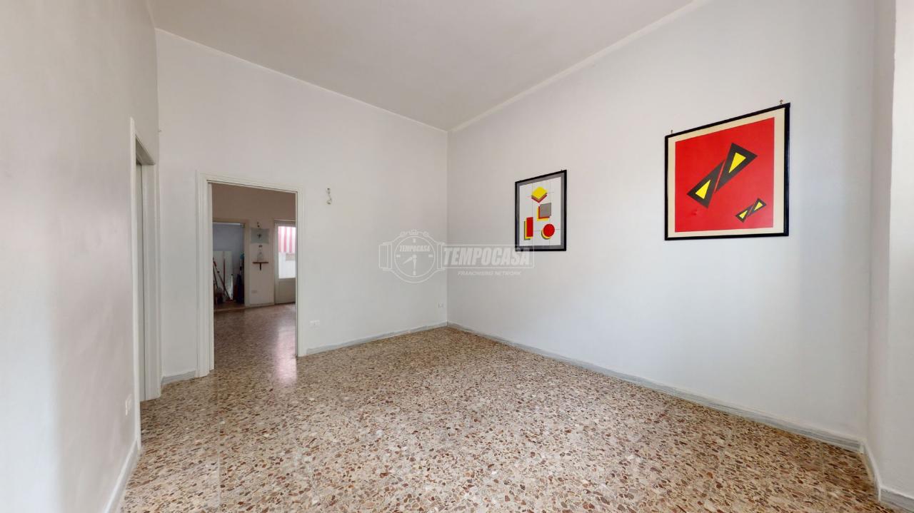 Appartamento in vendita a Turi