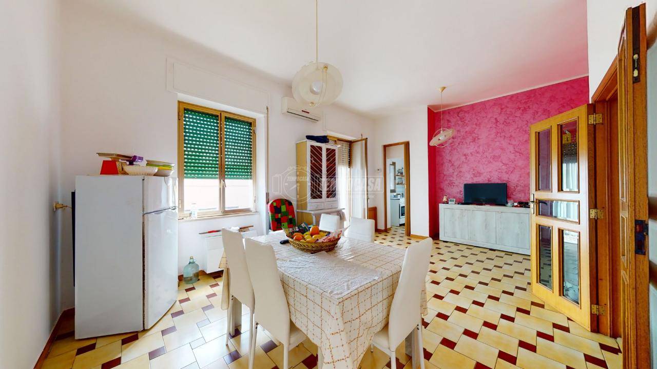 Appartamento in vendita a Turi