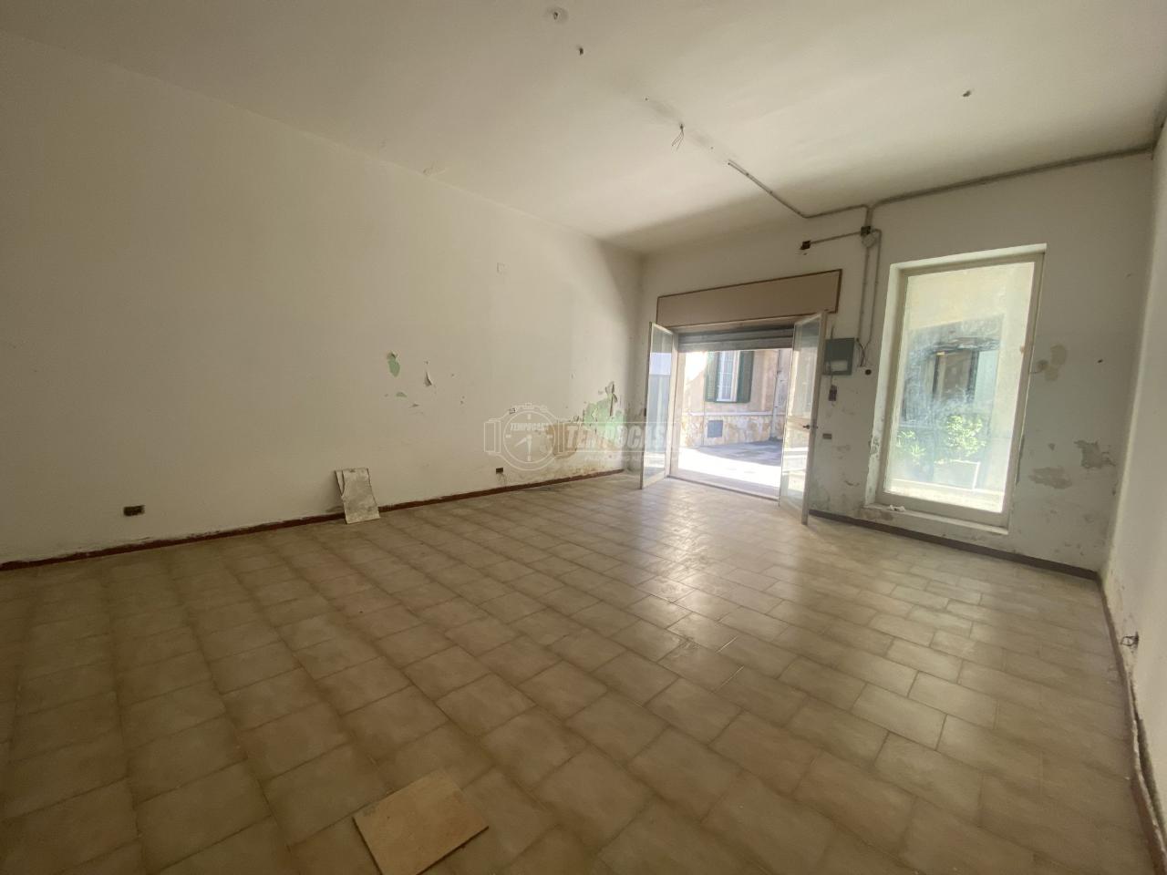 Negozio in vendita a Capurso