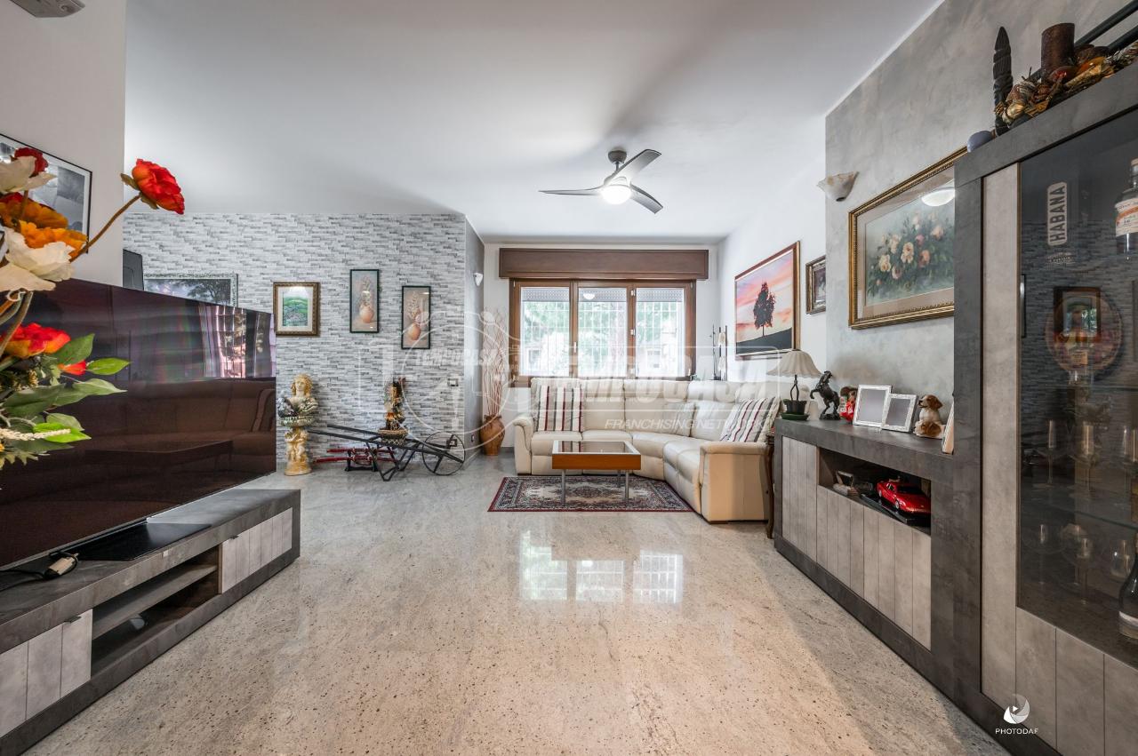 Appartamento in vendita a Casalecchio Di Reno