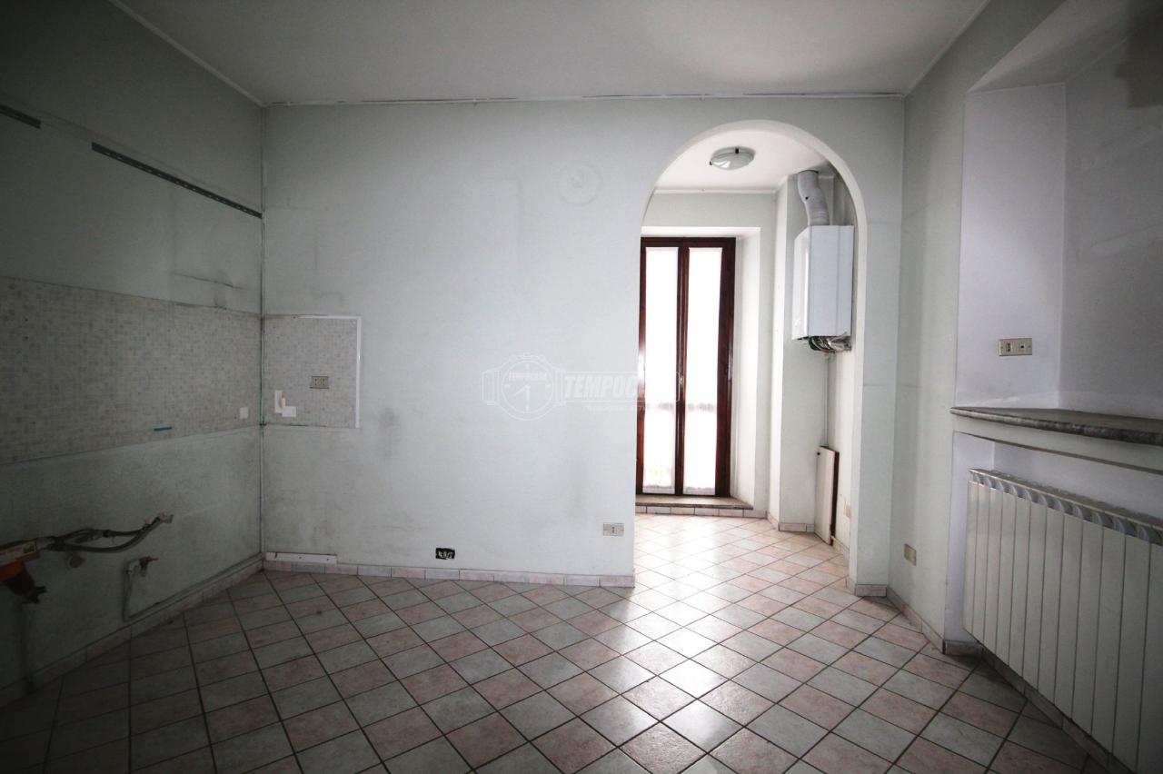 Appartamento in vendita a Bregnano