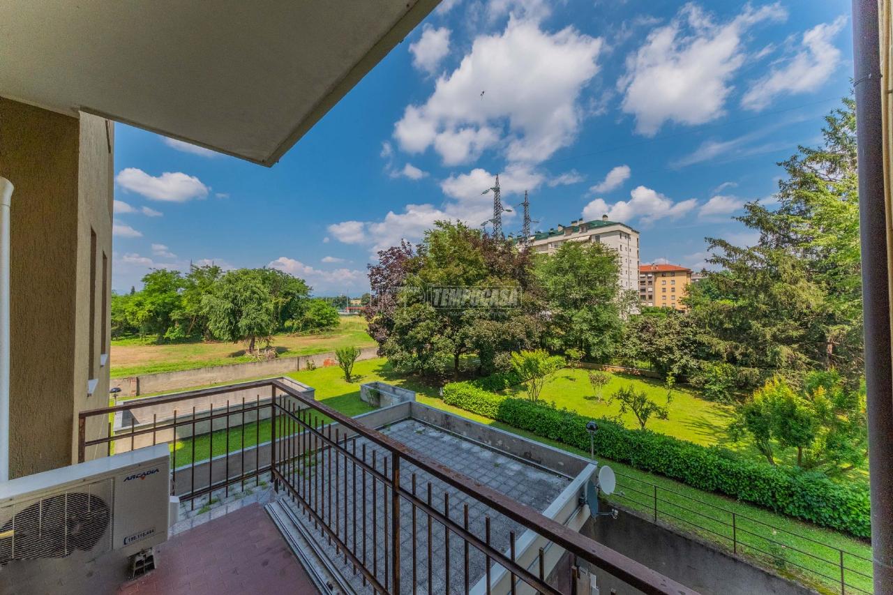 Appartamento in vendita a Monza