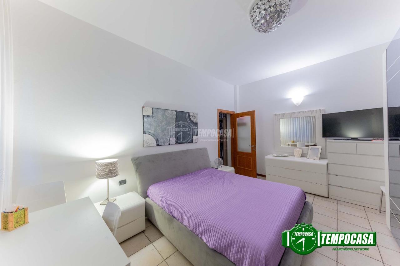 Appartamento in vendita a Monza