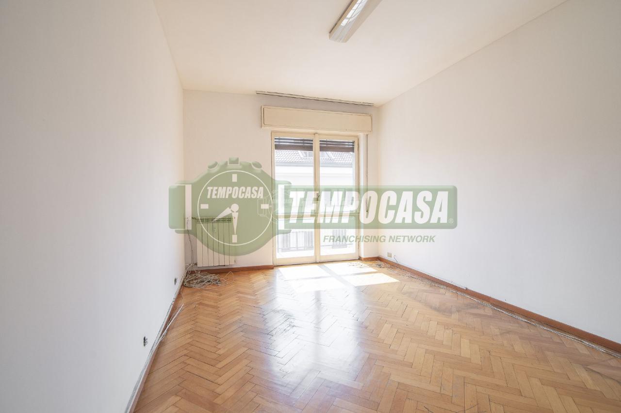 Appartamento in vendita a Monza