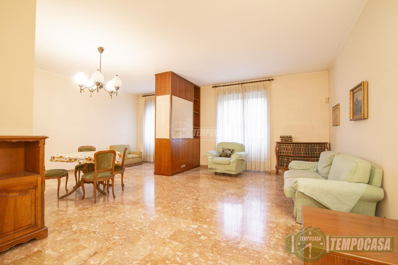 Appartamento in vendita a Monza