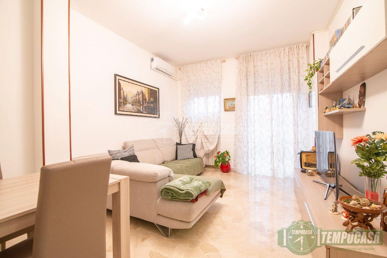 Appartamento in vendita a Monza