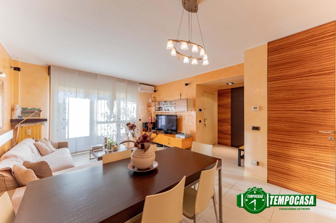 Appartamento in vendita a Monza