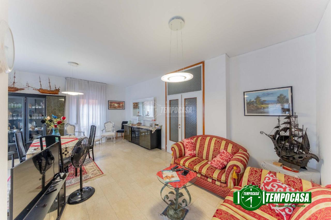 Appartamento in vendita a Monza