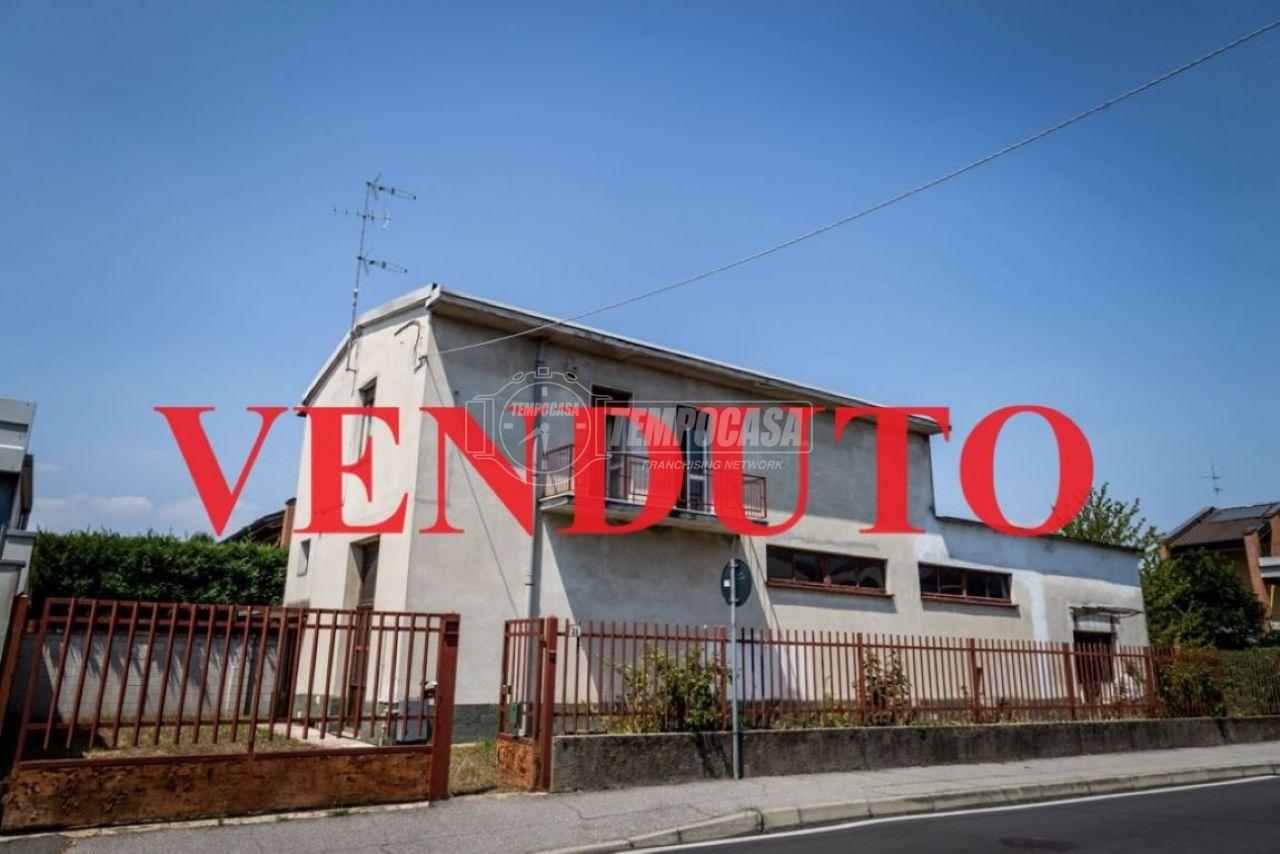 Casa indipendente in vendita a Arcore