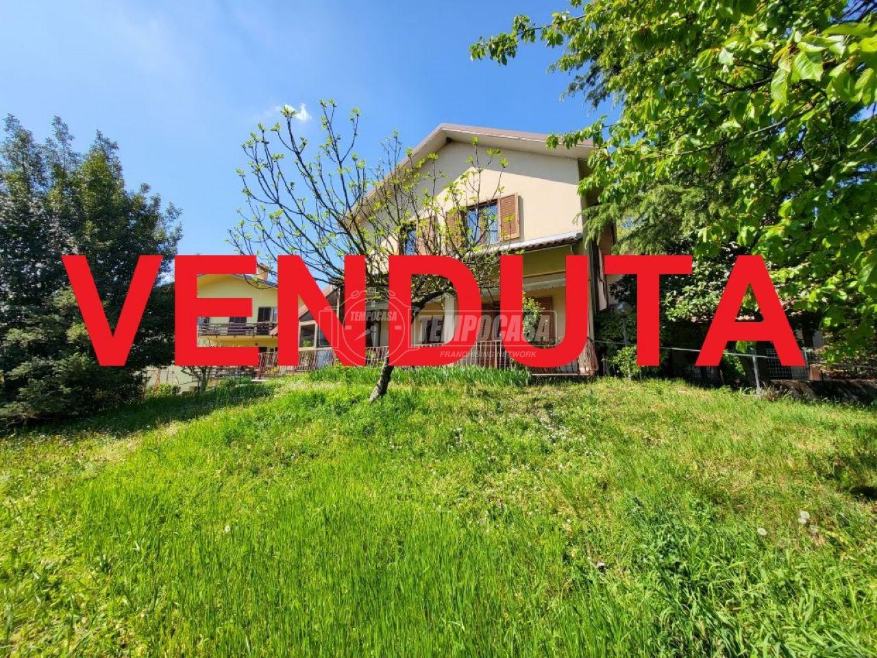 Villa in Via Abate d'Adda, Arcore