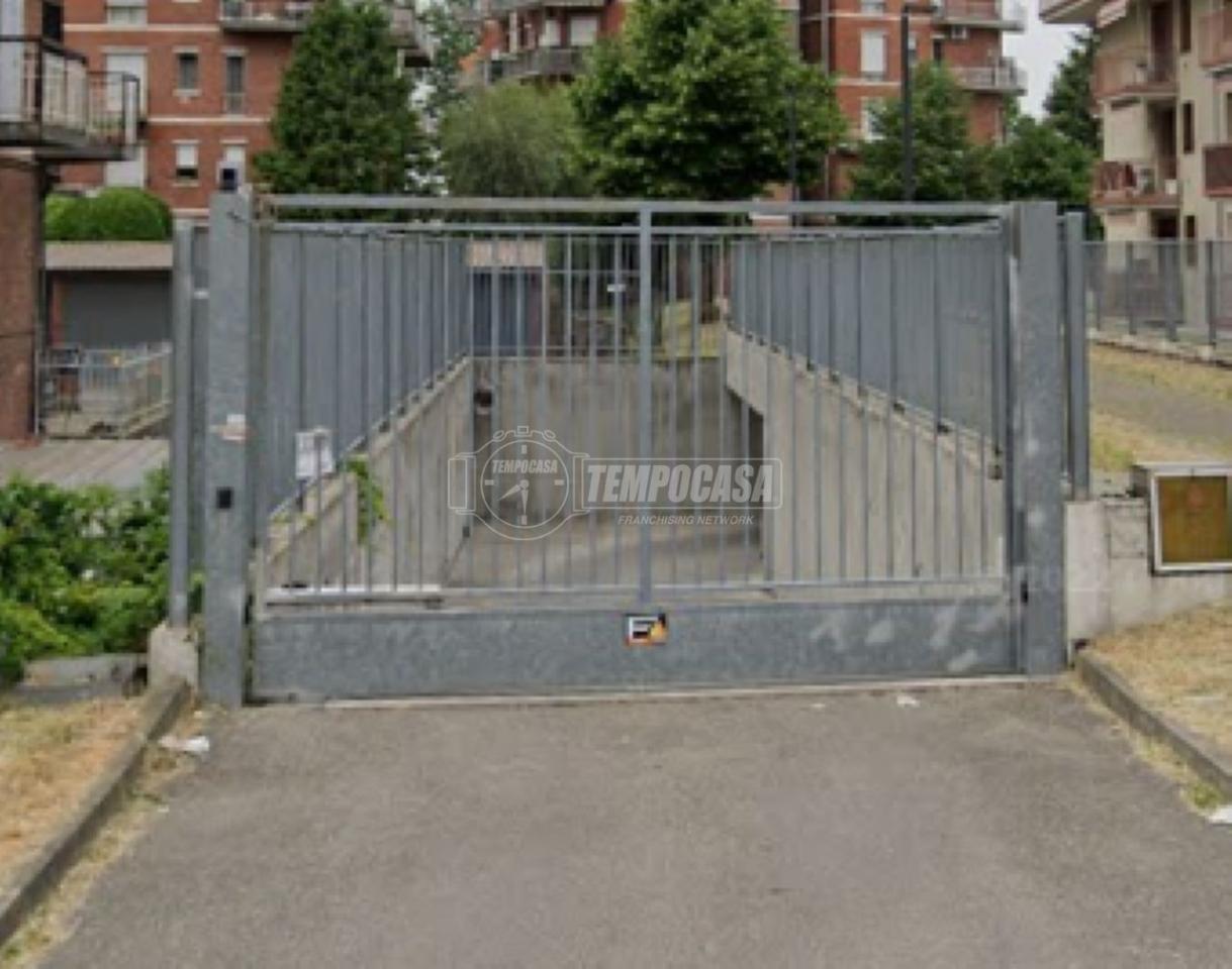 Box in vendita a Limbiate