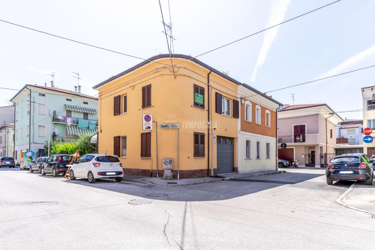 Casa indipendente in vendita a Civitanova Marche