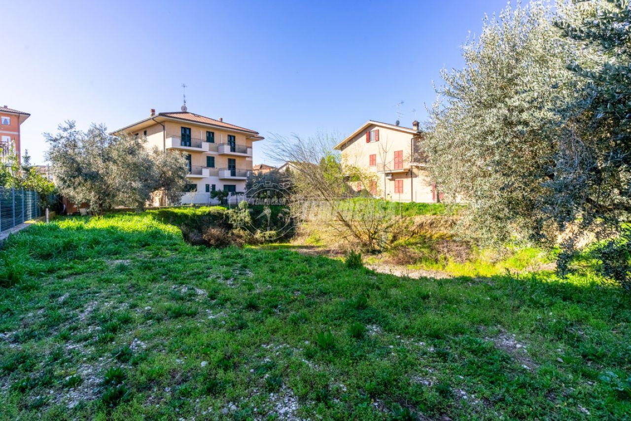 Terreno edificabile in vendita a Morrovalle