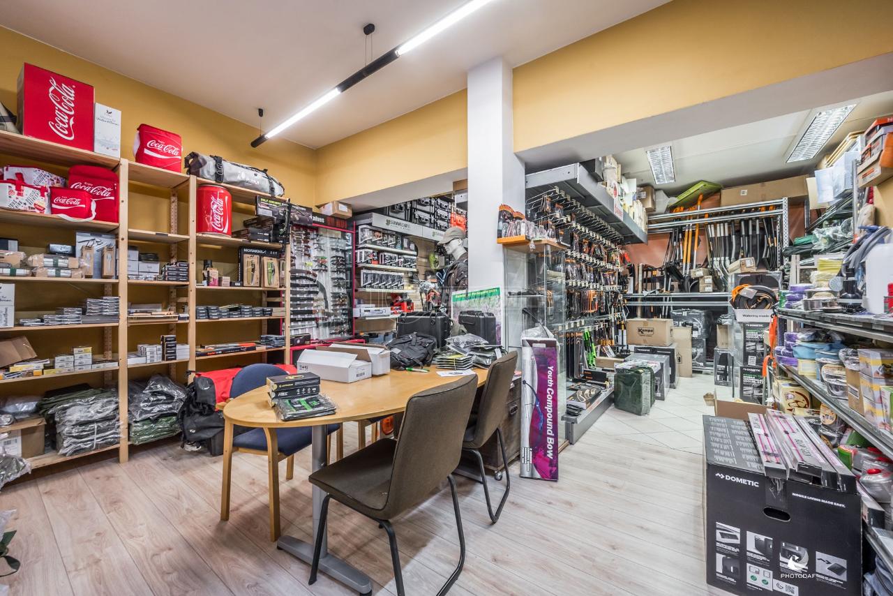 Negozio in vendita a Milano