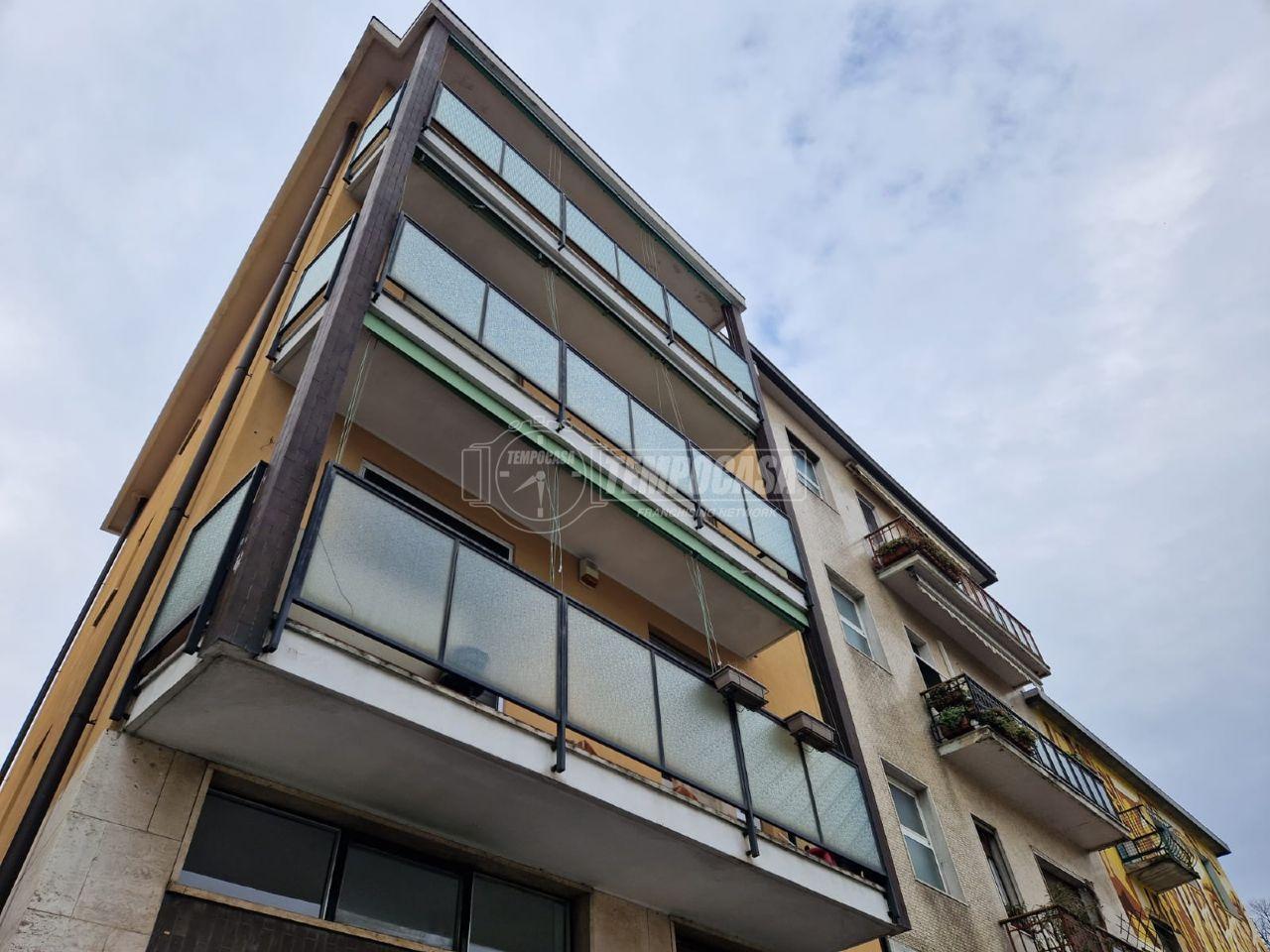 Negozio in vendita a Milano