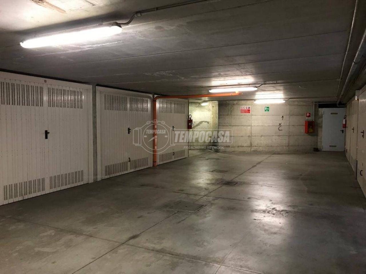 Box in vendita a Milano