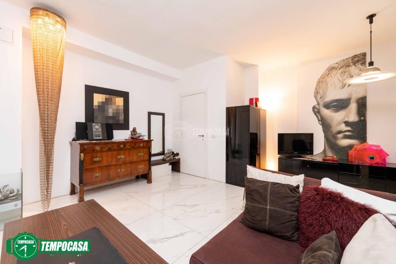 Quadrilocale in Galleria Buenos Aires 13, Milano