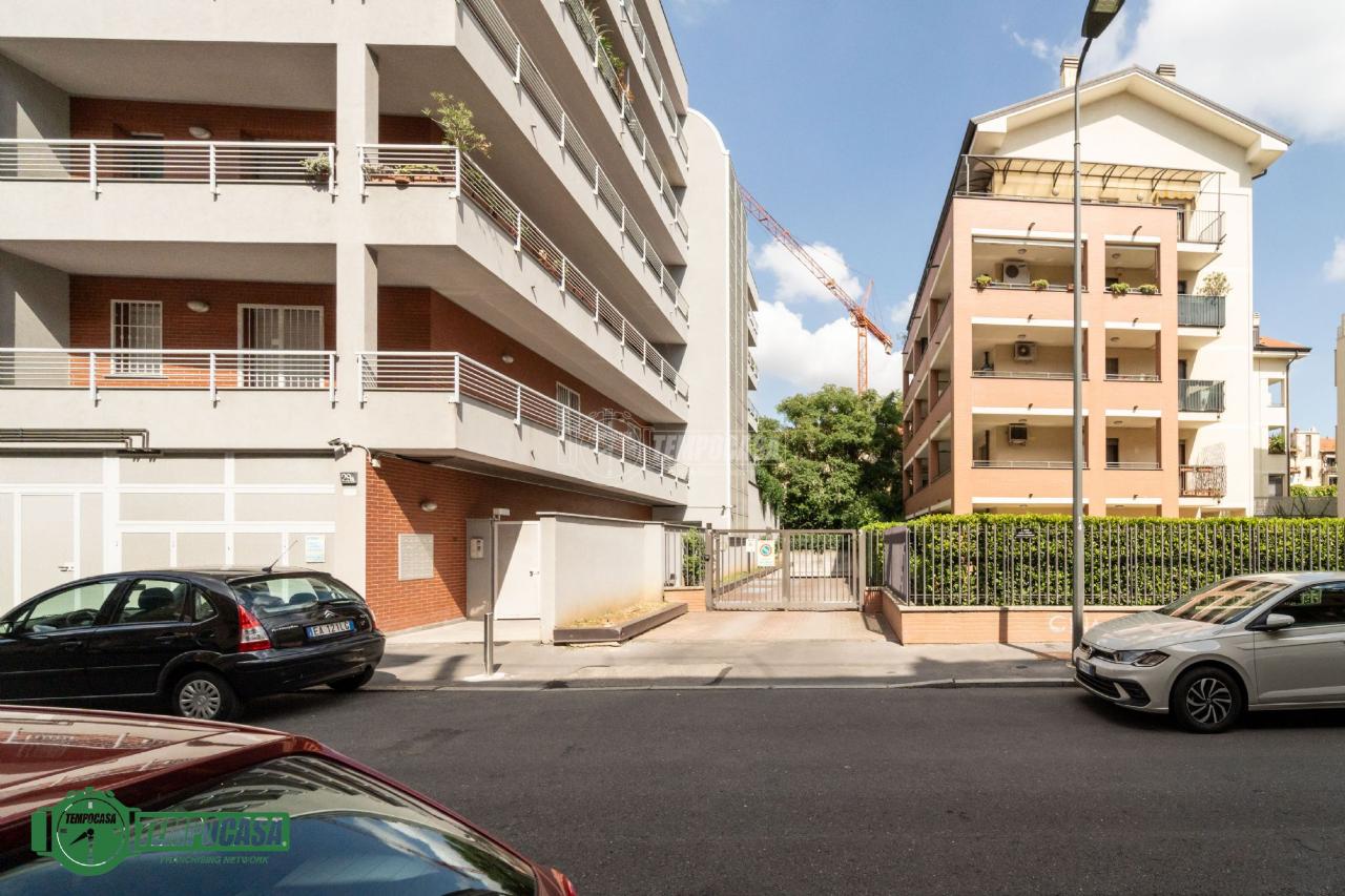 Box in vendita a Milano