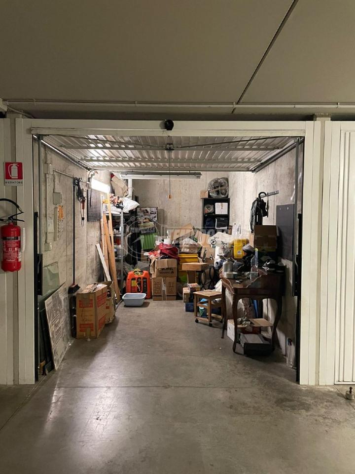 Box in vendita a Milano
