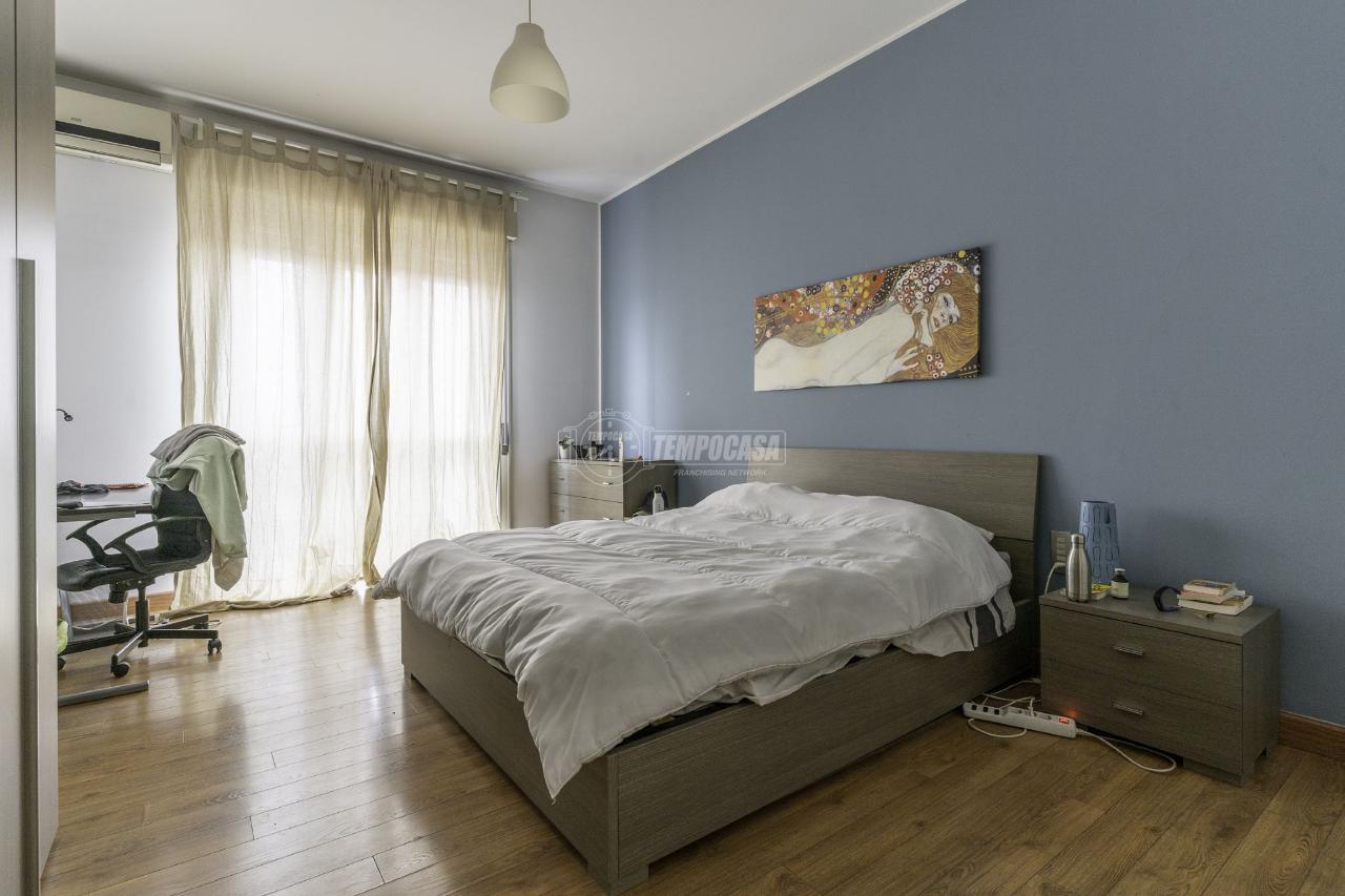 Trilocale in Via Giovanni Pezzotti 34, Milano