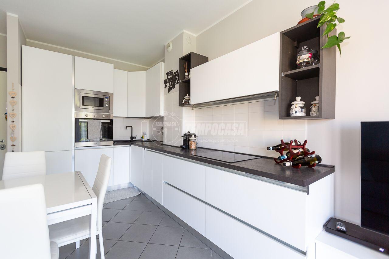 Appartamento in vendita a Pioltello