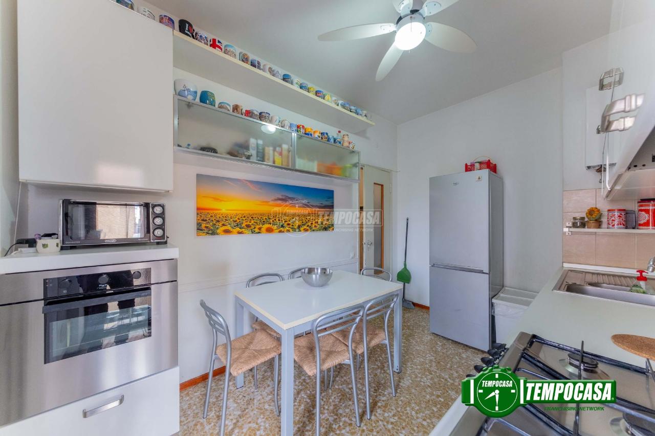 Appartamento in vendita a Cologno Monzese