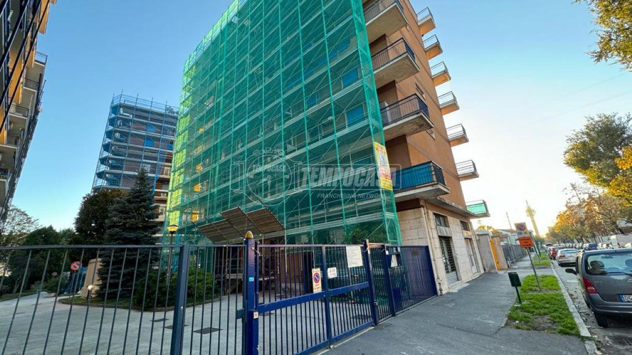 Appartamento in vendita a Cologno Monzese