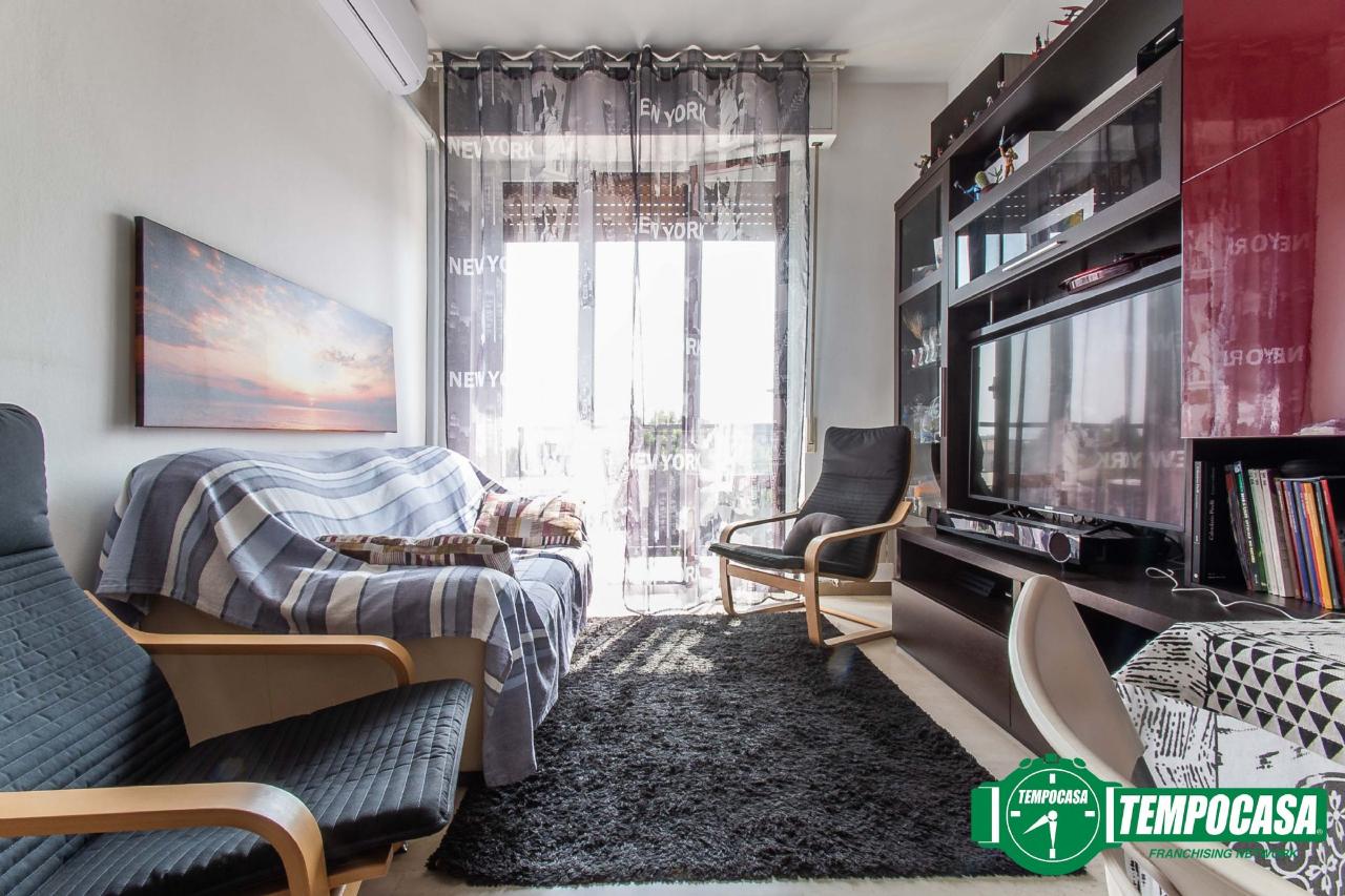 Appartamento in vendita a Garbagnate Milanese