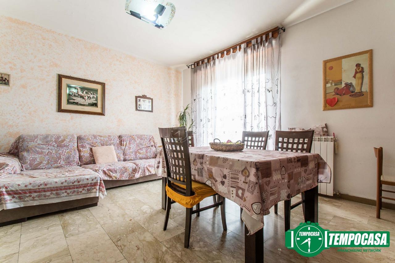 Appartamento in vendita a Garbagnate Milanese