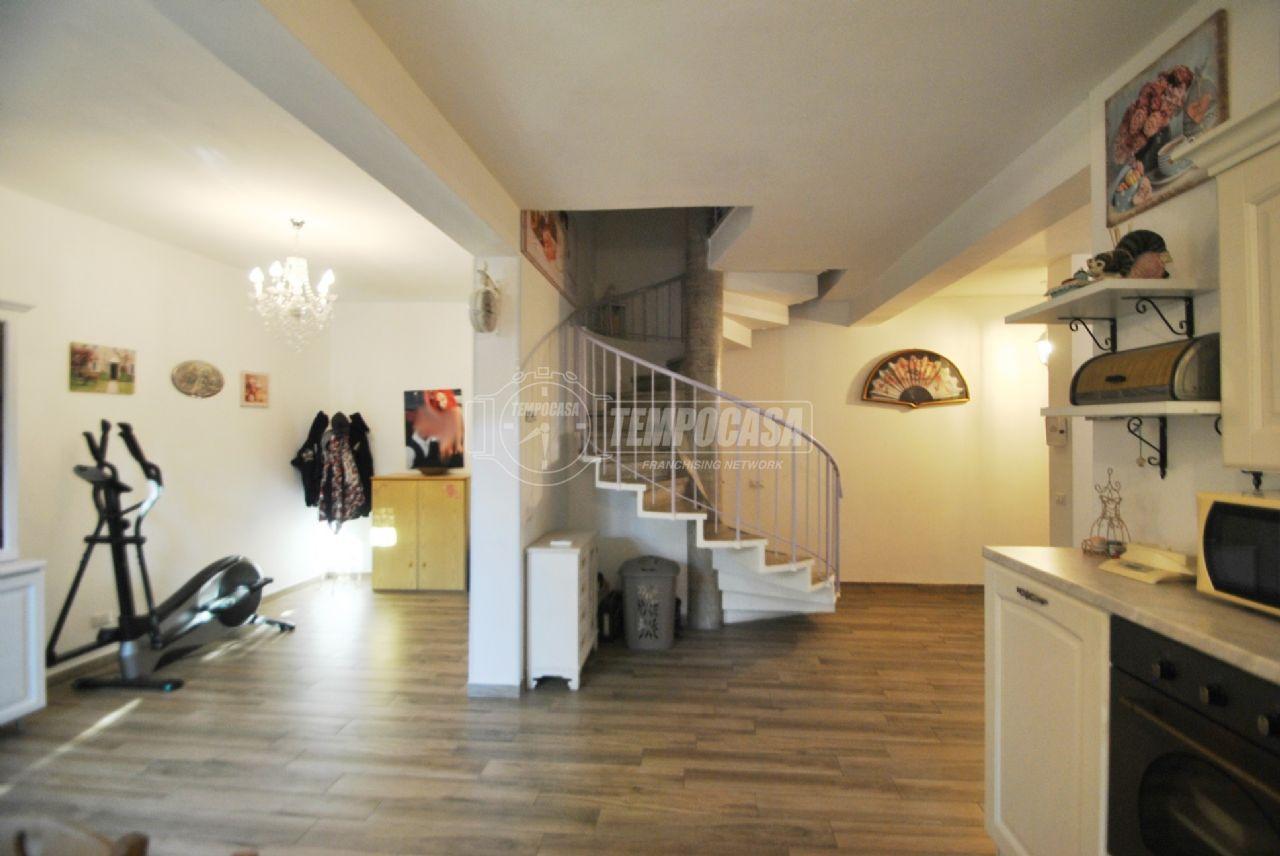 Villa a schiera in vendita a Cesate