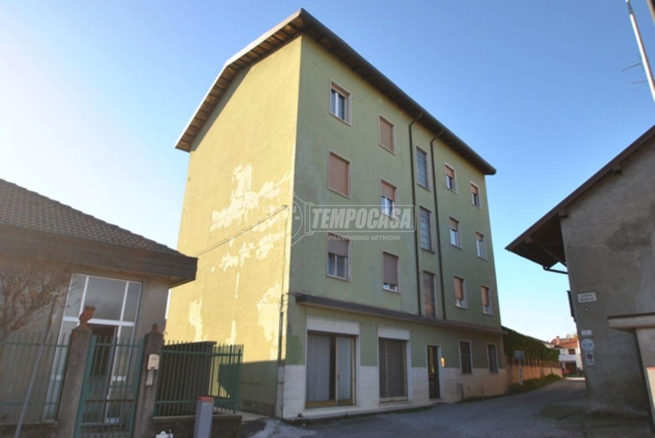 Appartamento in vendita a Cesate