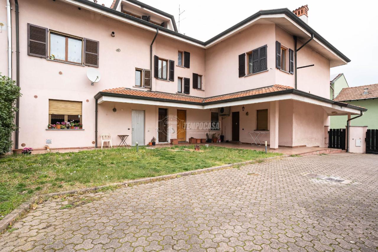 Quadrilocale in Via Battisti, Ceriano Laghetto