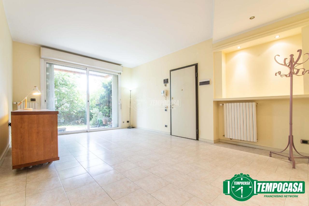 Appartamento in vendita a Arese