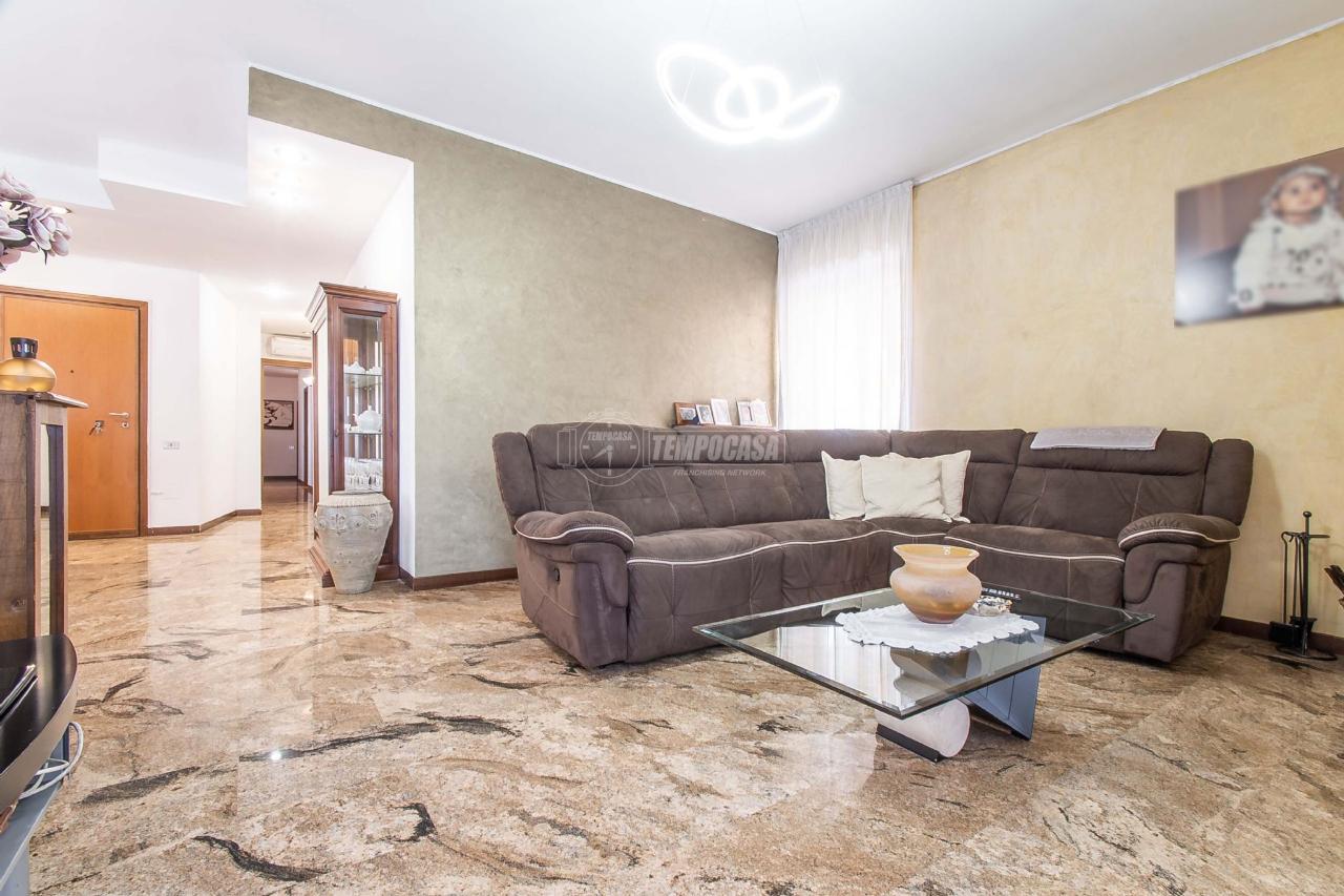 Appartamento in vendita a Paderno Dugnano