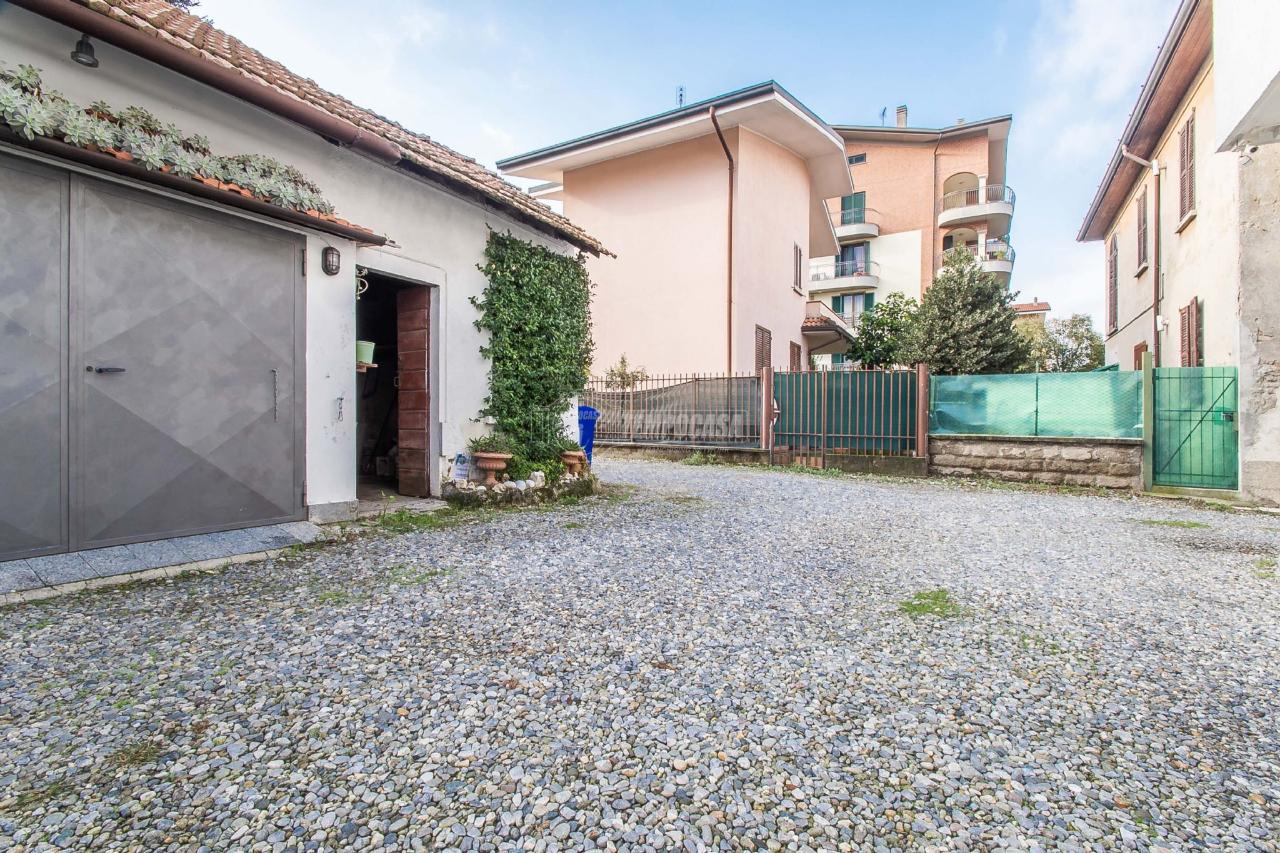 Magazzino in vendita a Paderno Dugnano