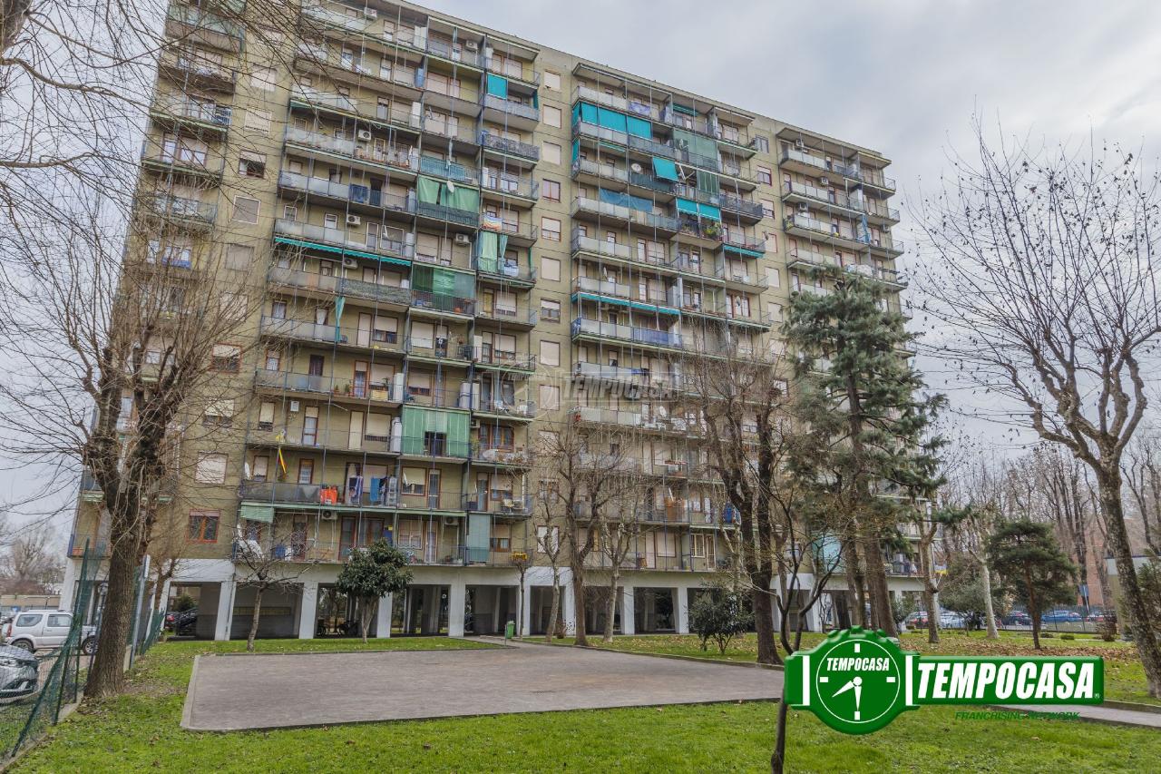 Bilocale in Via Copernico, Corsico