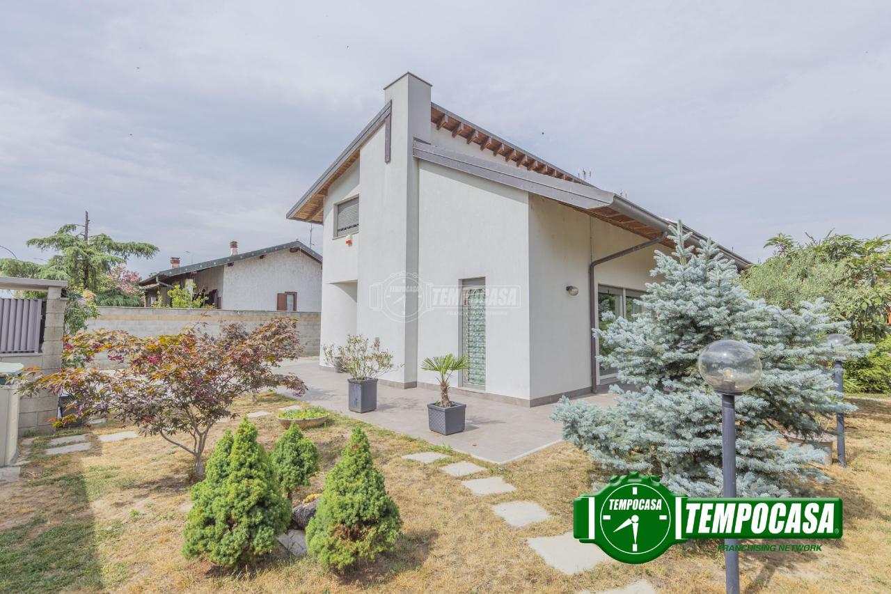 Villa a schiera in vendita a Noviglio