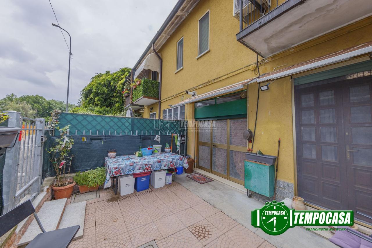 Casa indipendente in vendita a Vernate