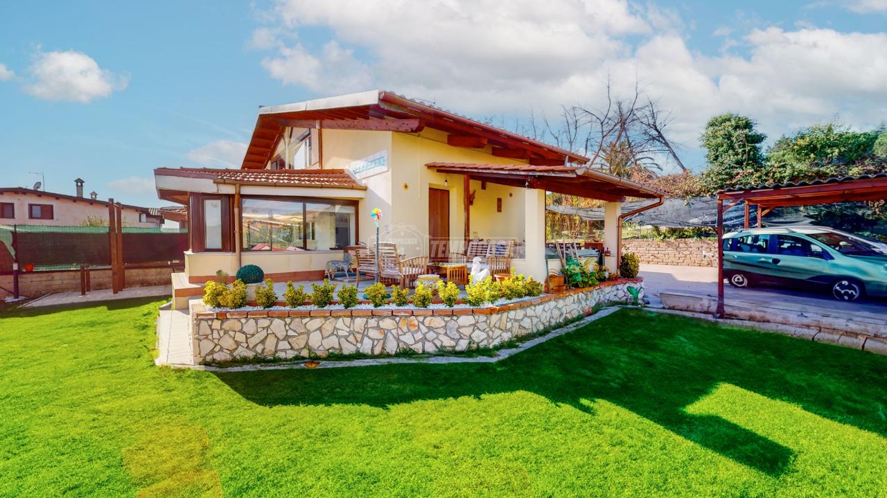 Villa a schiera in vendita a Formello