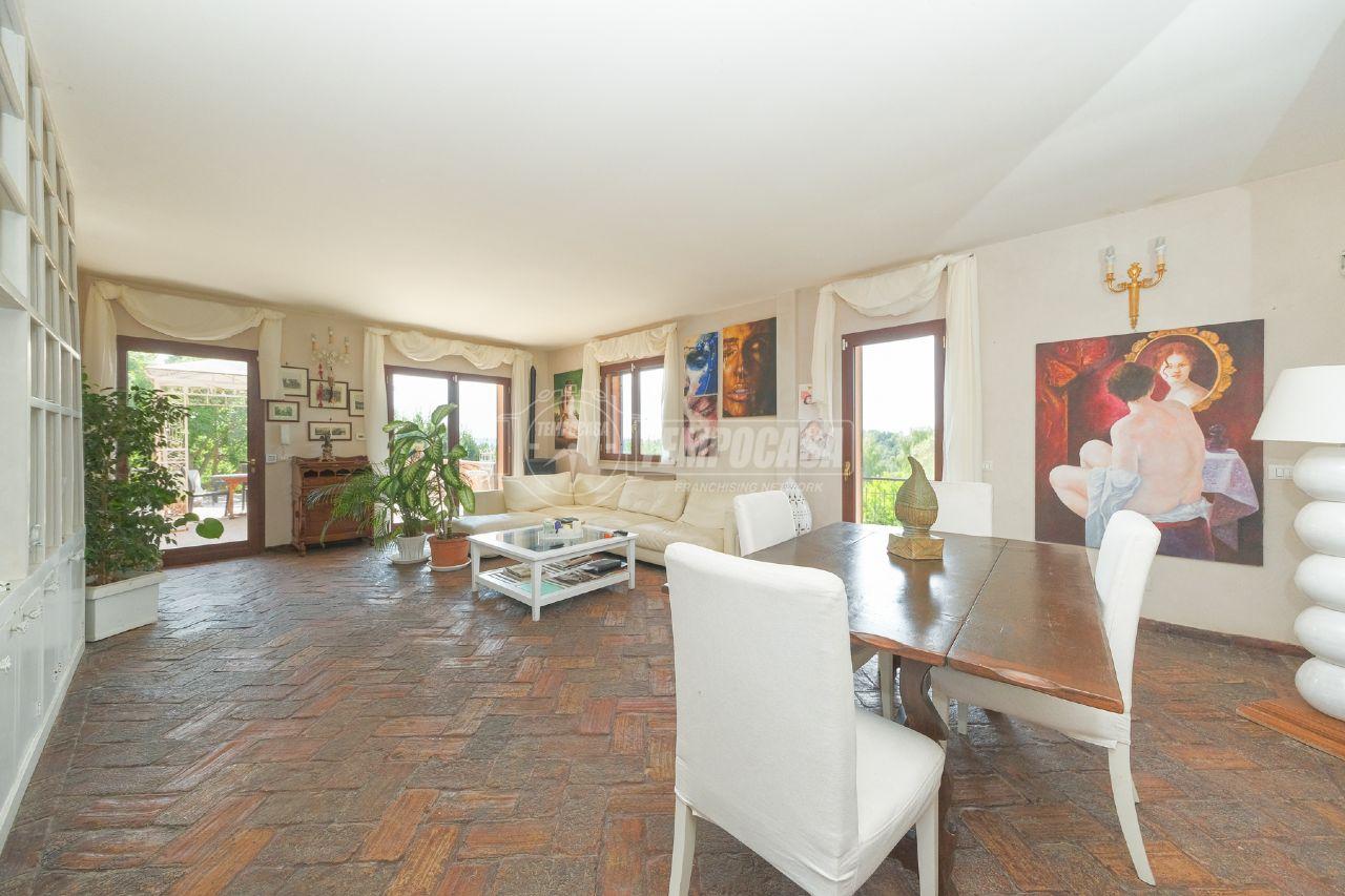 Villa a schiera in vendita a Formello